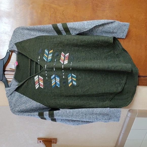 NOBO | Sweaters | 3 No Bo Juniors Pullover With Indian Arrows Size 15 ...